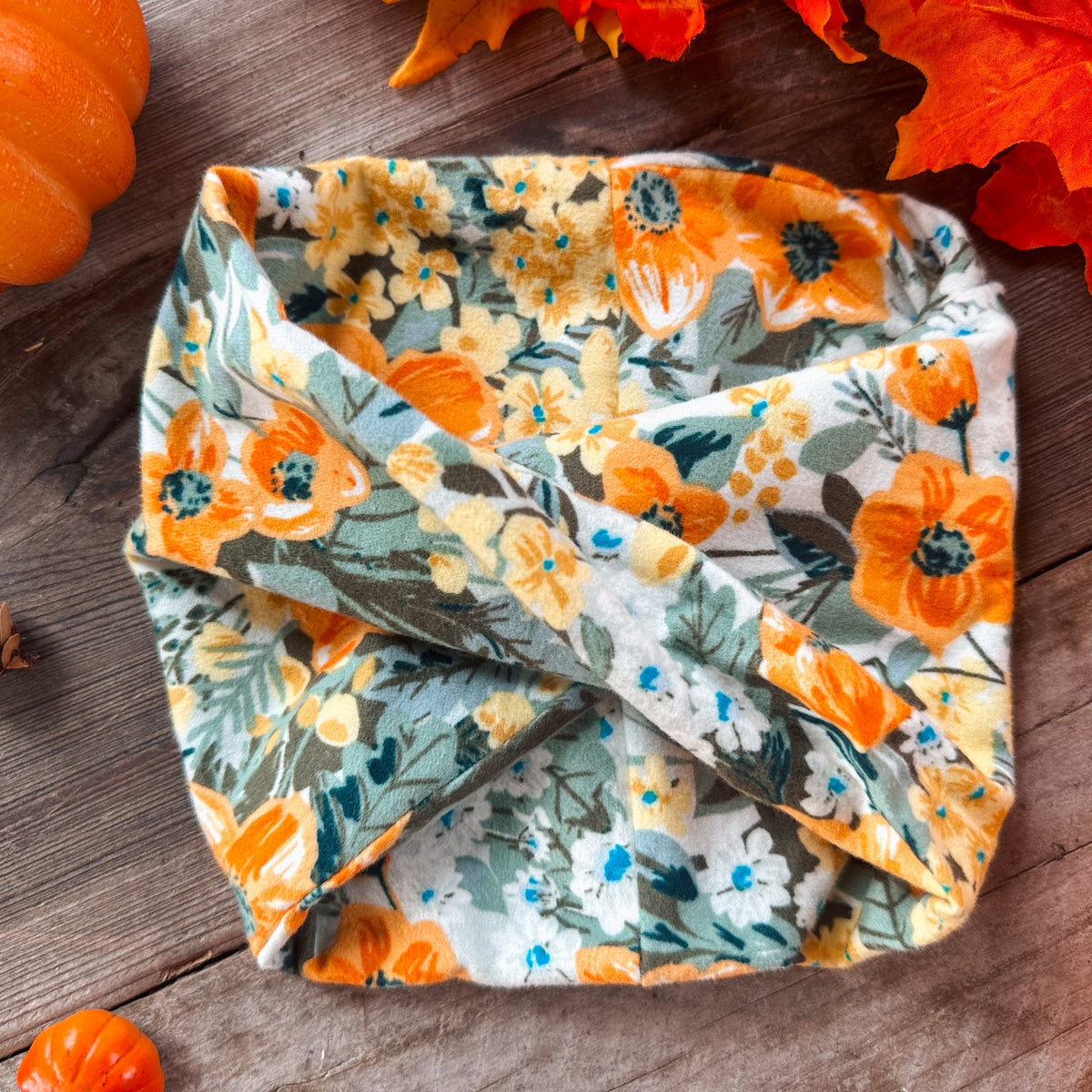 Opal Pet Scarf – Modern Companion