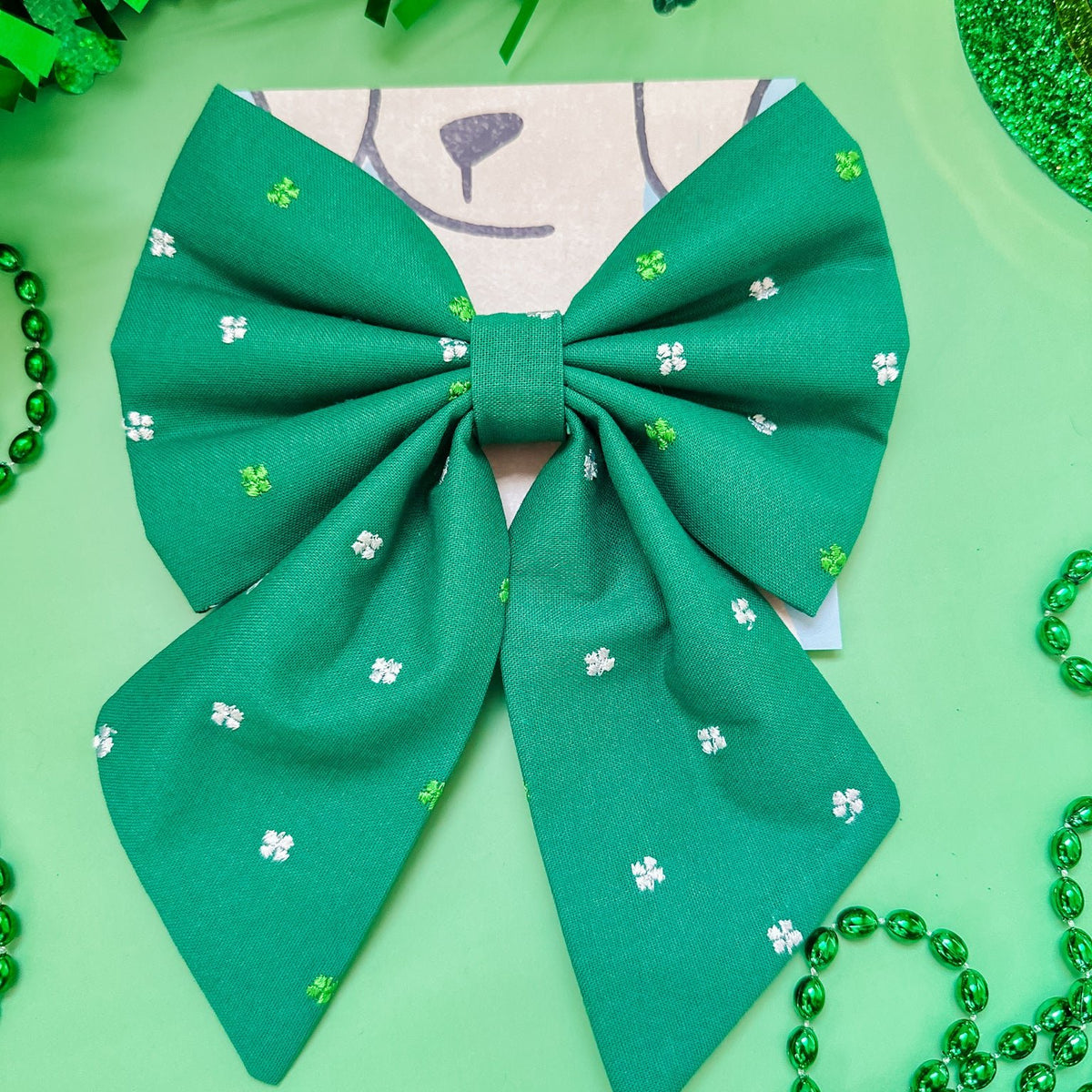 Clover Sailor Bow – Modern Companion